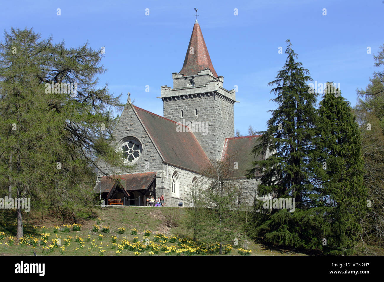 Crathie church scotland scottish hi-res stock photography and images ...