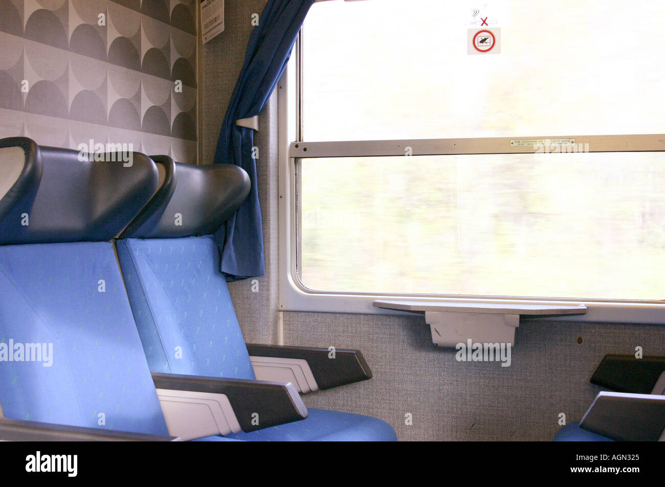 Italian train carriage Railway car standard class Stock Photo - Alamy