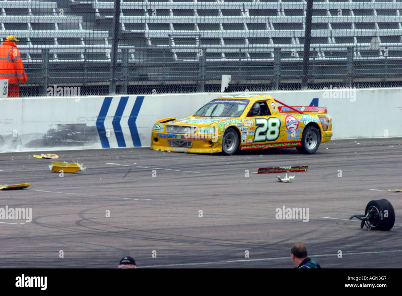 Wreck racing hi-res stock photography and images - Alamy