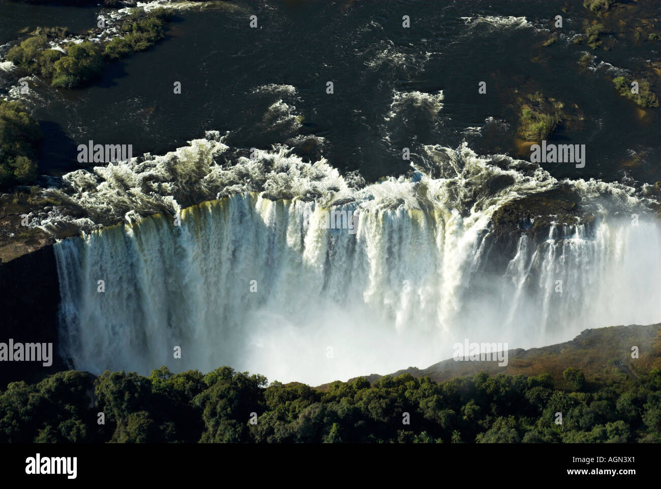Victoria falls bridge mosi hi-res stock photography and images - Alamy