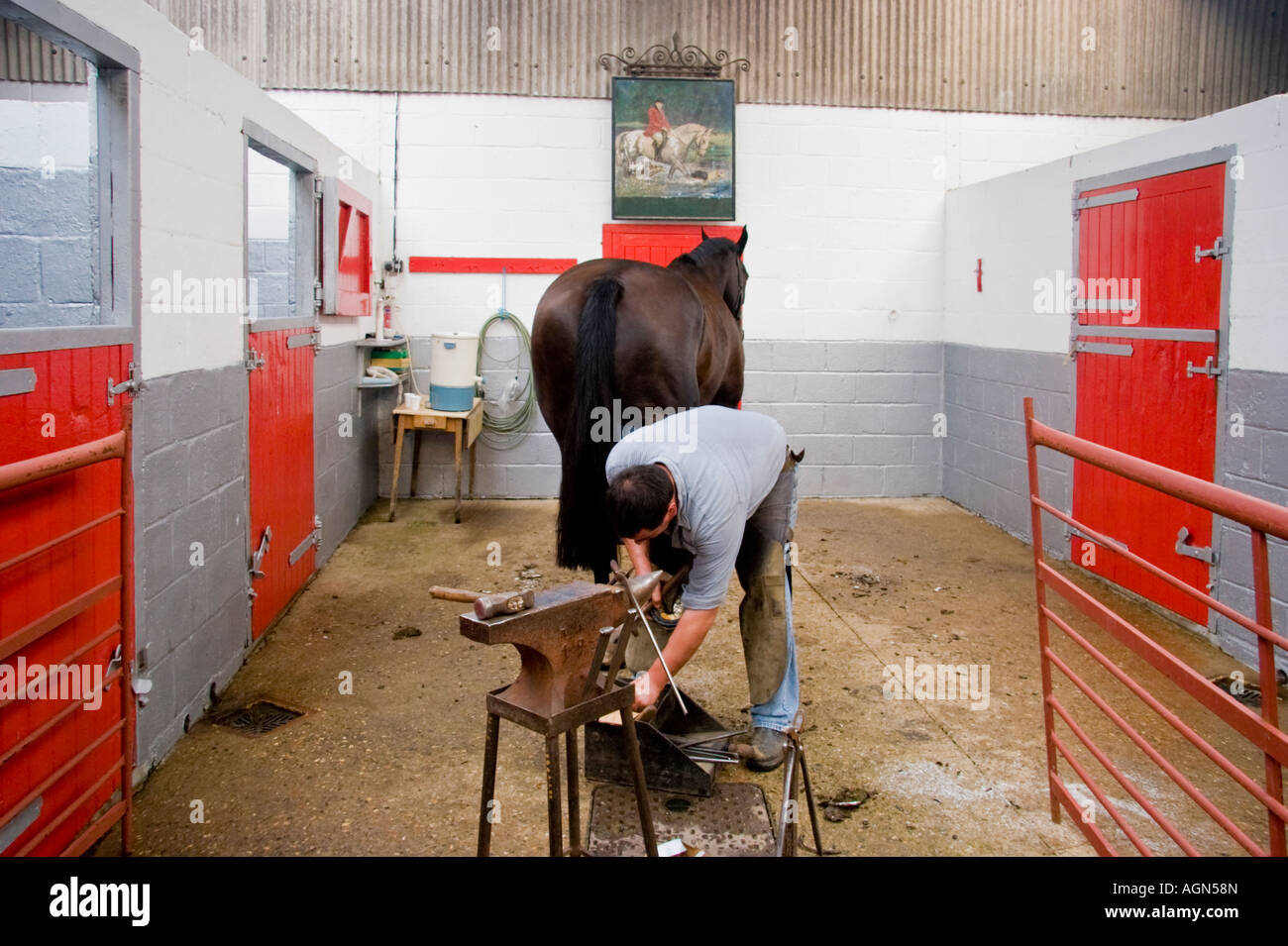 English farrier hi-res stock photography and images - Alamy