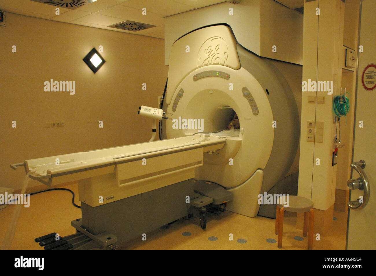 MRI in a hospital Stock Photo - Alamy