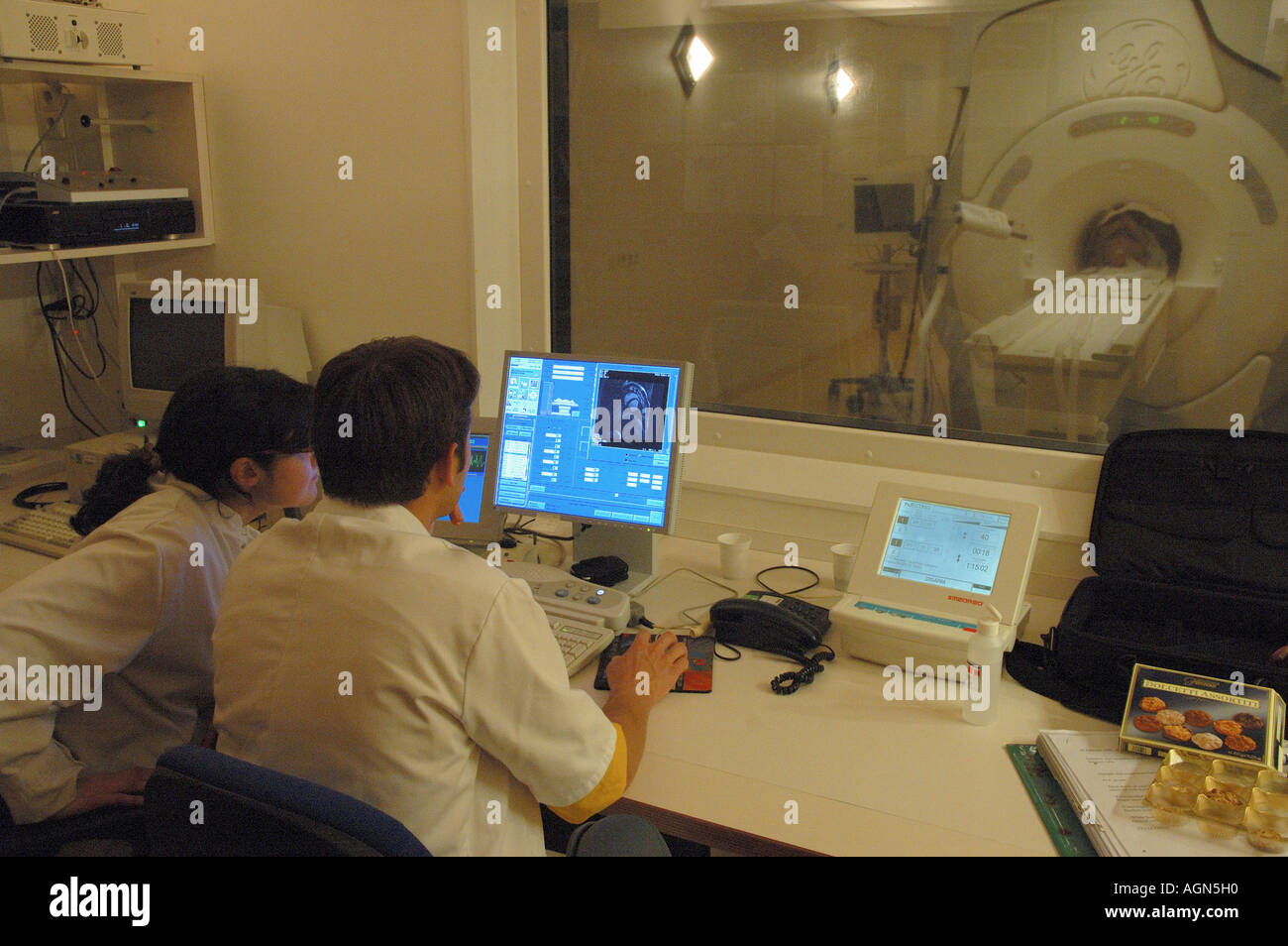 Making an mri hi-res stock photography and images - Alamy