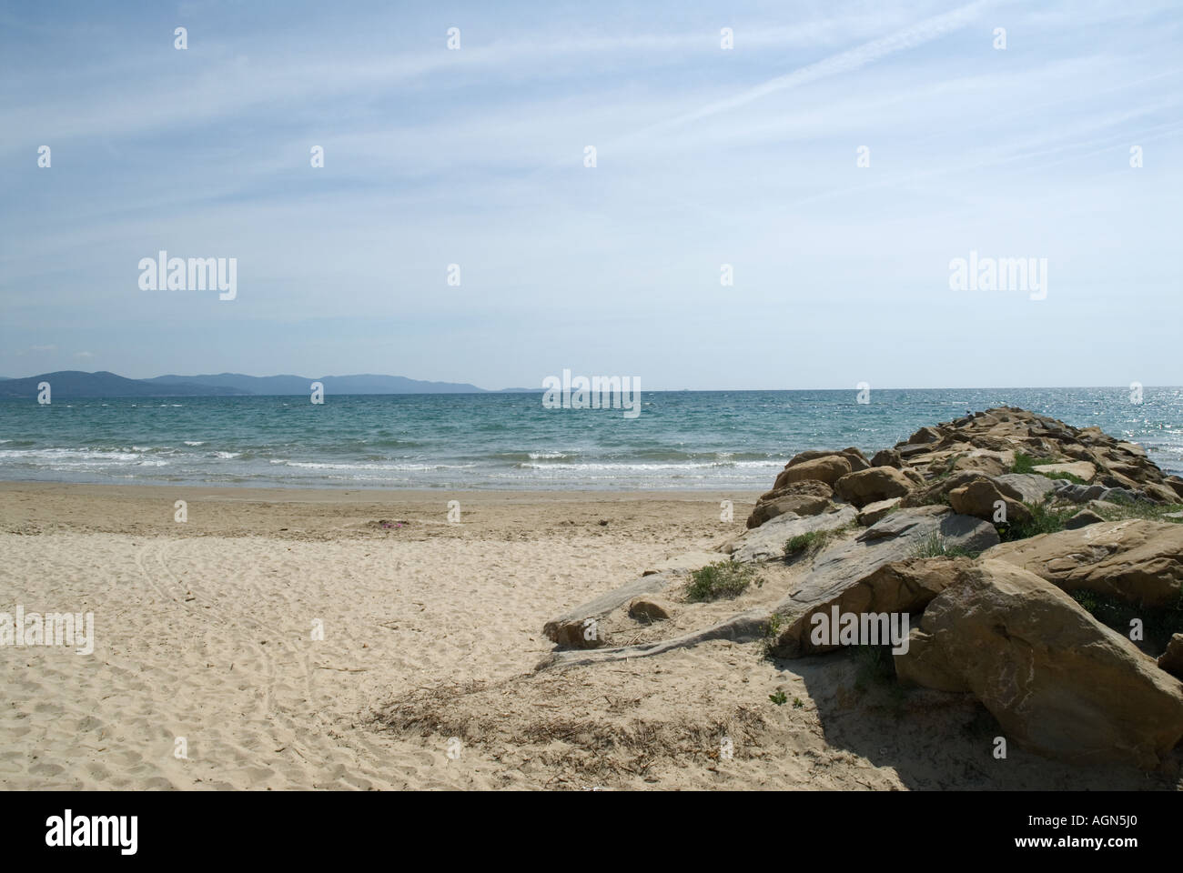 Italian sand beach in Toscany Stock Photo - Alamy