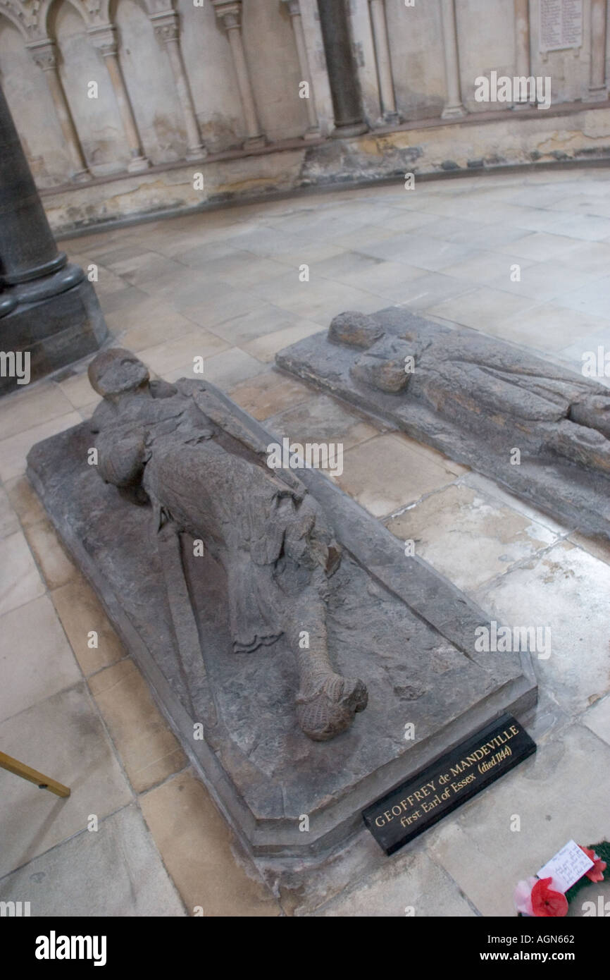 Effigies of the knights templar hi-res stock photography and images - Alamy