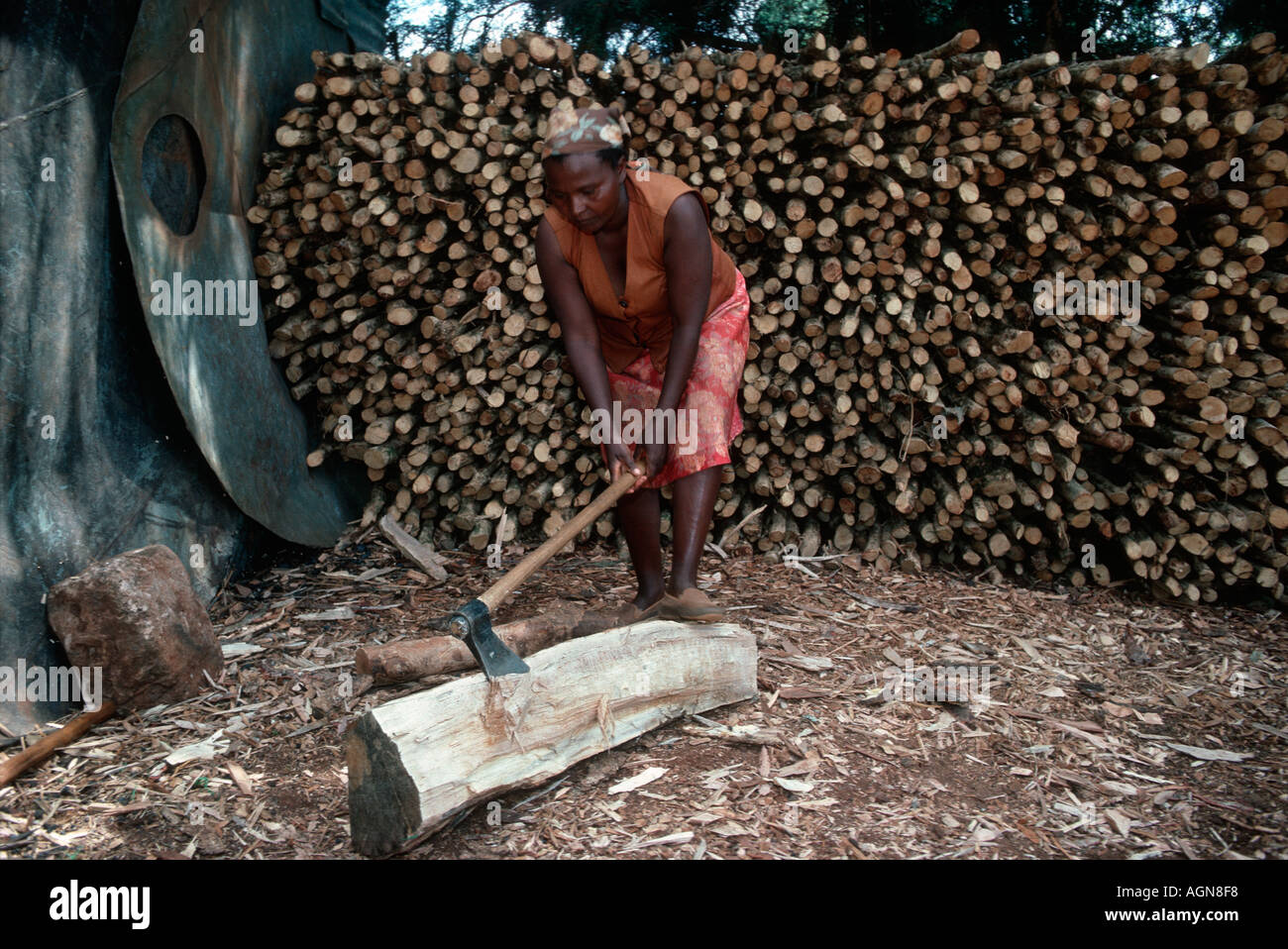Stoves kenya hi-res stock photography and images - Alamy
