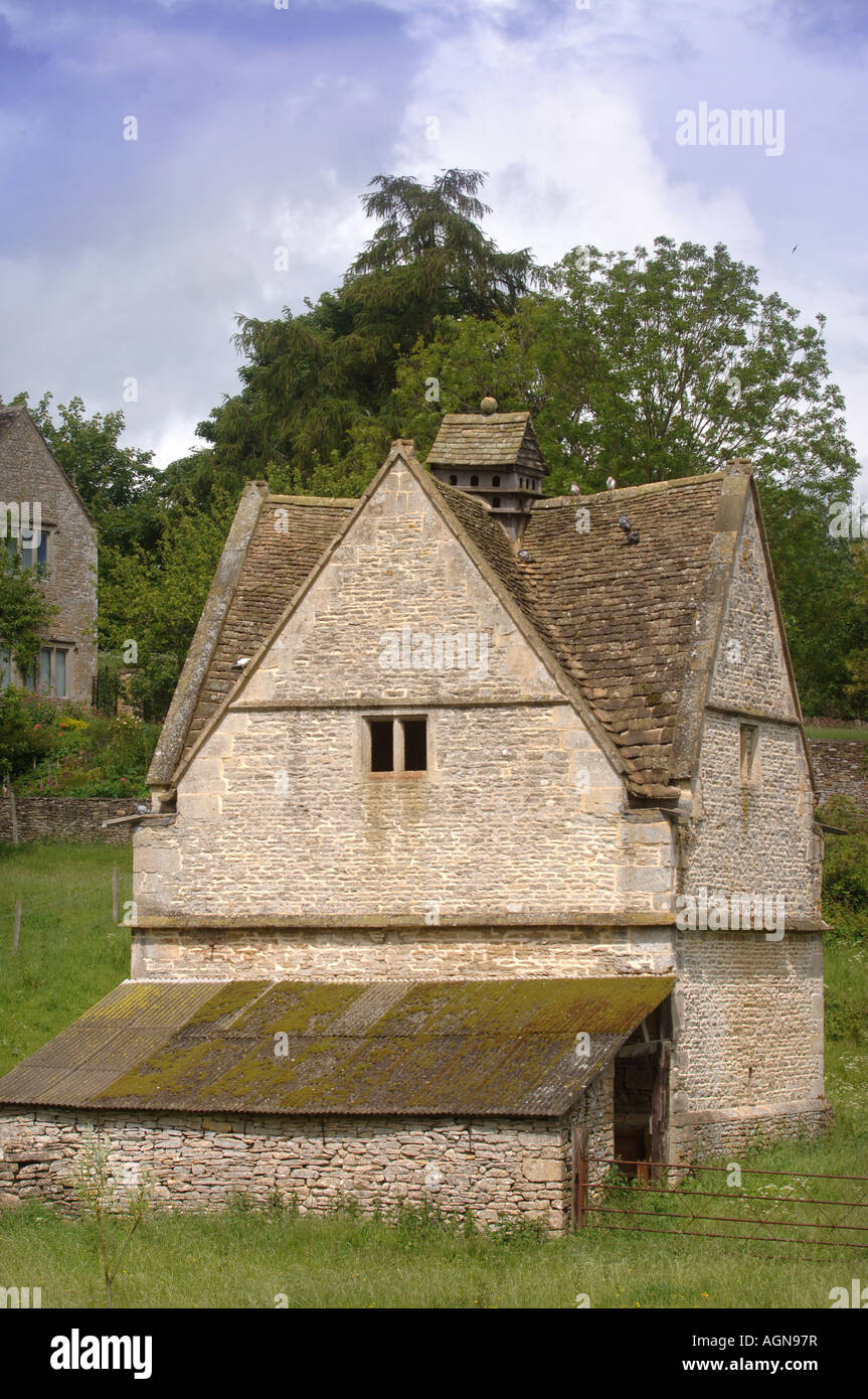 Dovecote restoration hi-res stock photography and images - Alamy