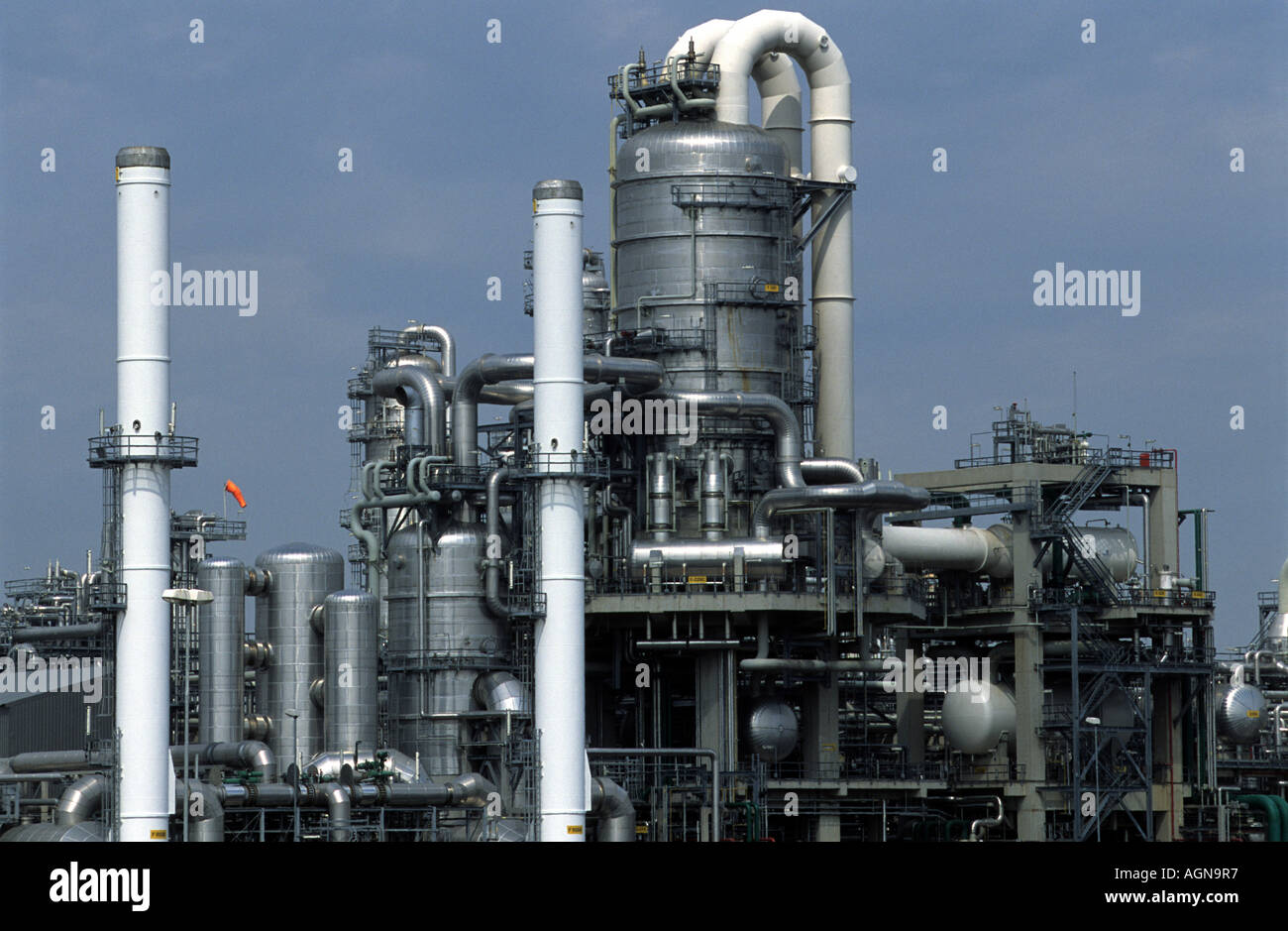 Oil refinery, Maasvlakte, near Rotterdam, Netherlands Stock Photo - Alamy