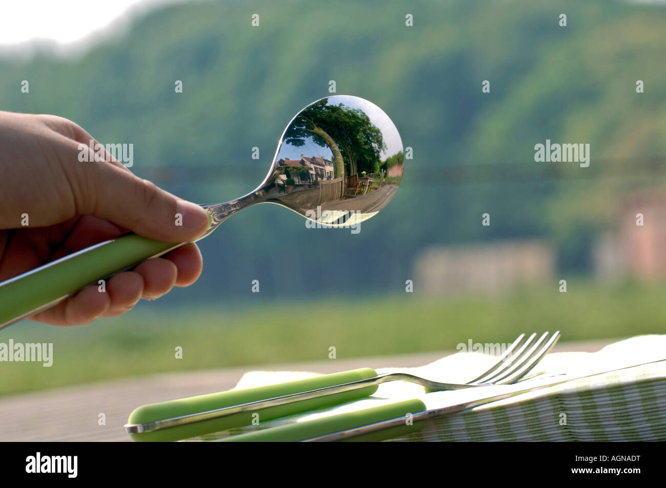 The table setting hi-res stock photography and images - Alamy