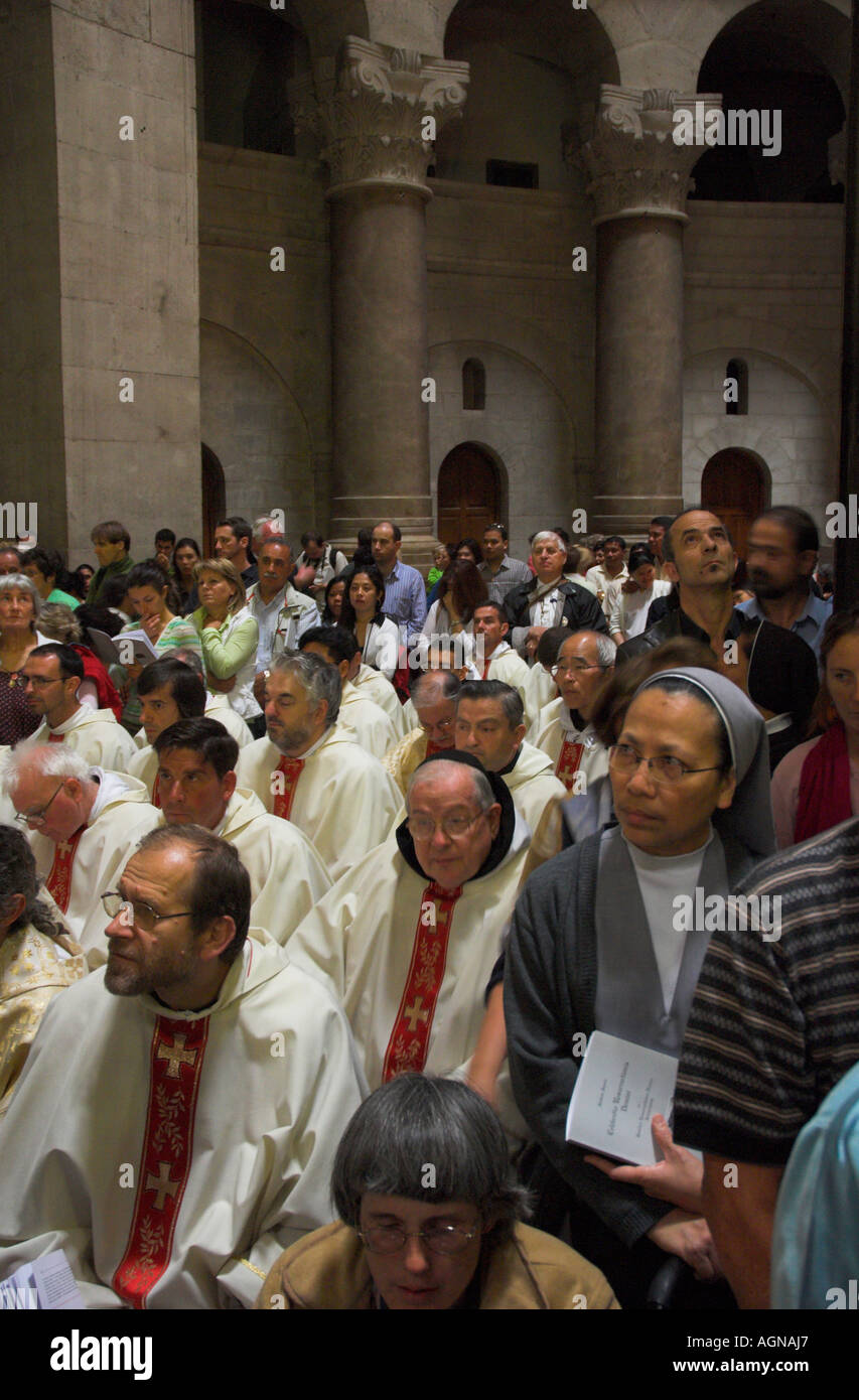 Israel Jerusalem Old City Holy Sepulchre Mass during Easter week ...