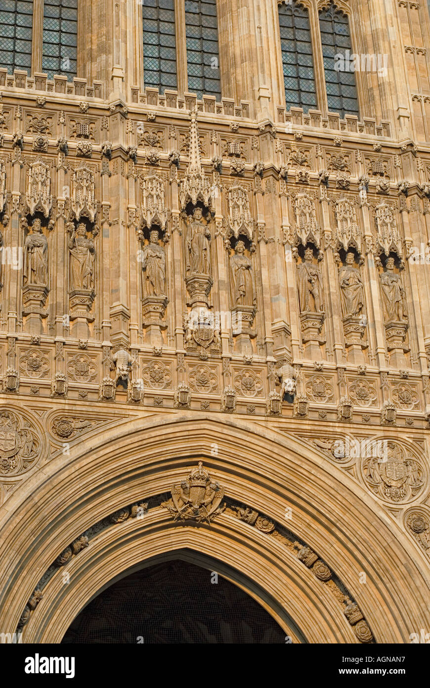Church house london entrance hi-res stock photography and images - Alamy