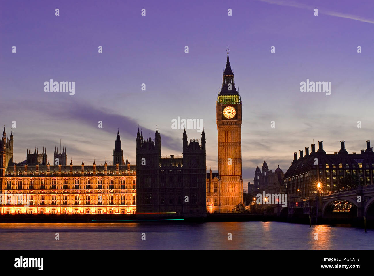 Tribaleye elizabeth tower hi-res stock photography and images - Alamy