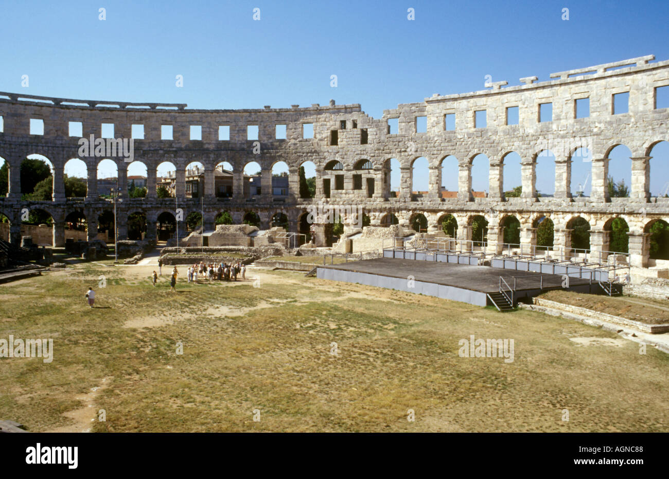 Roman amphitheatre built in 4AD in Pula Croatia Stock Photo - Alamy