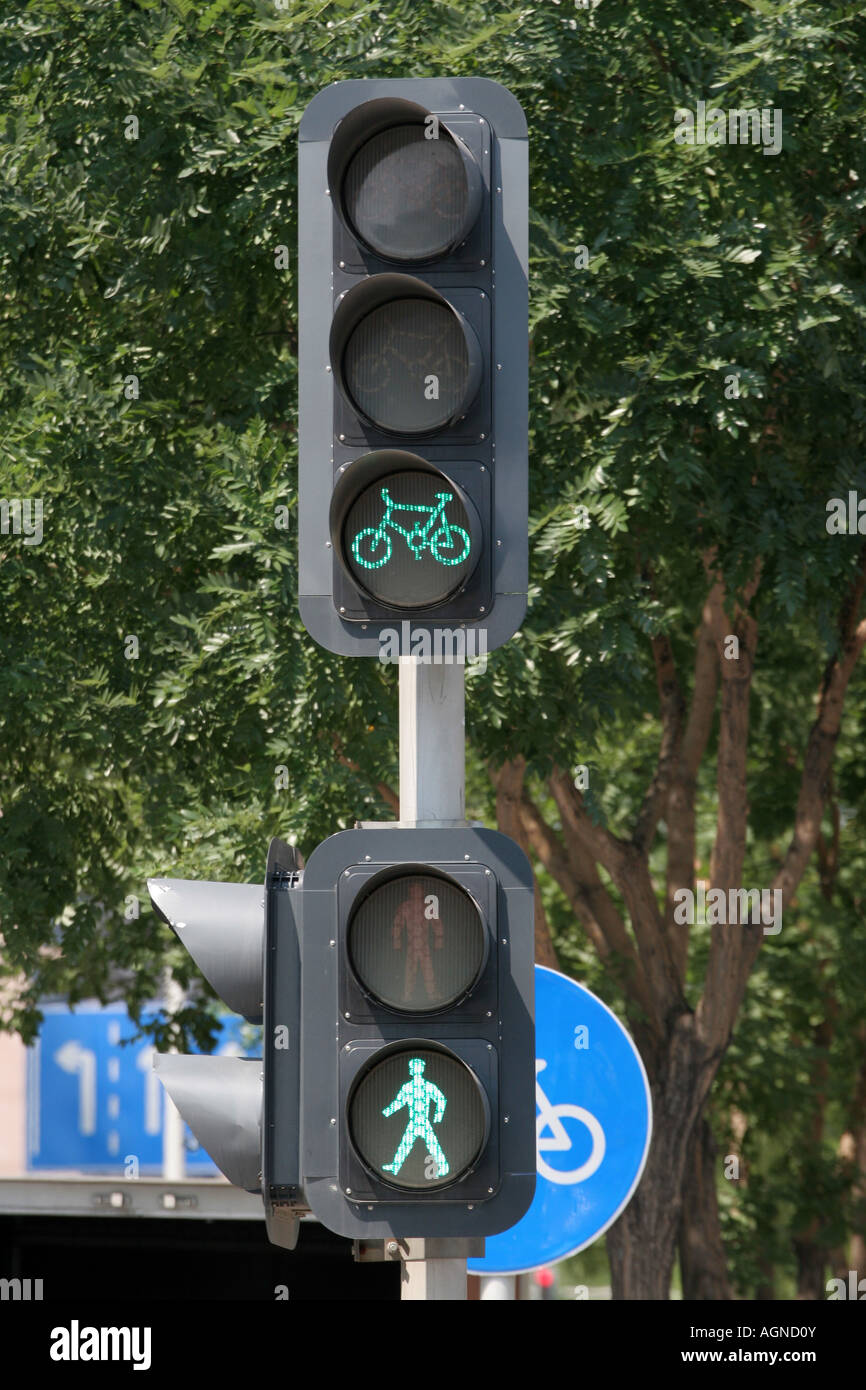 Traffic light Beijing China August 2007 Stock Photo - Alamy