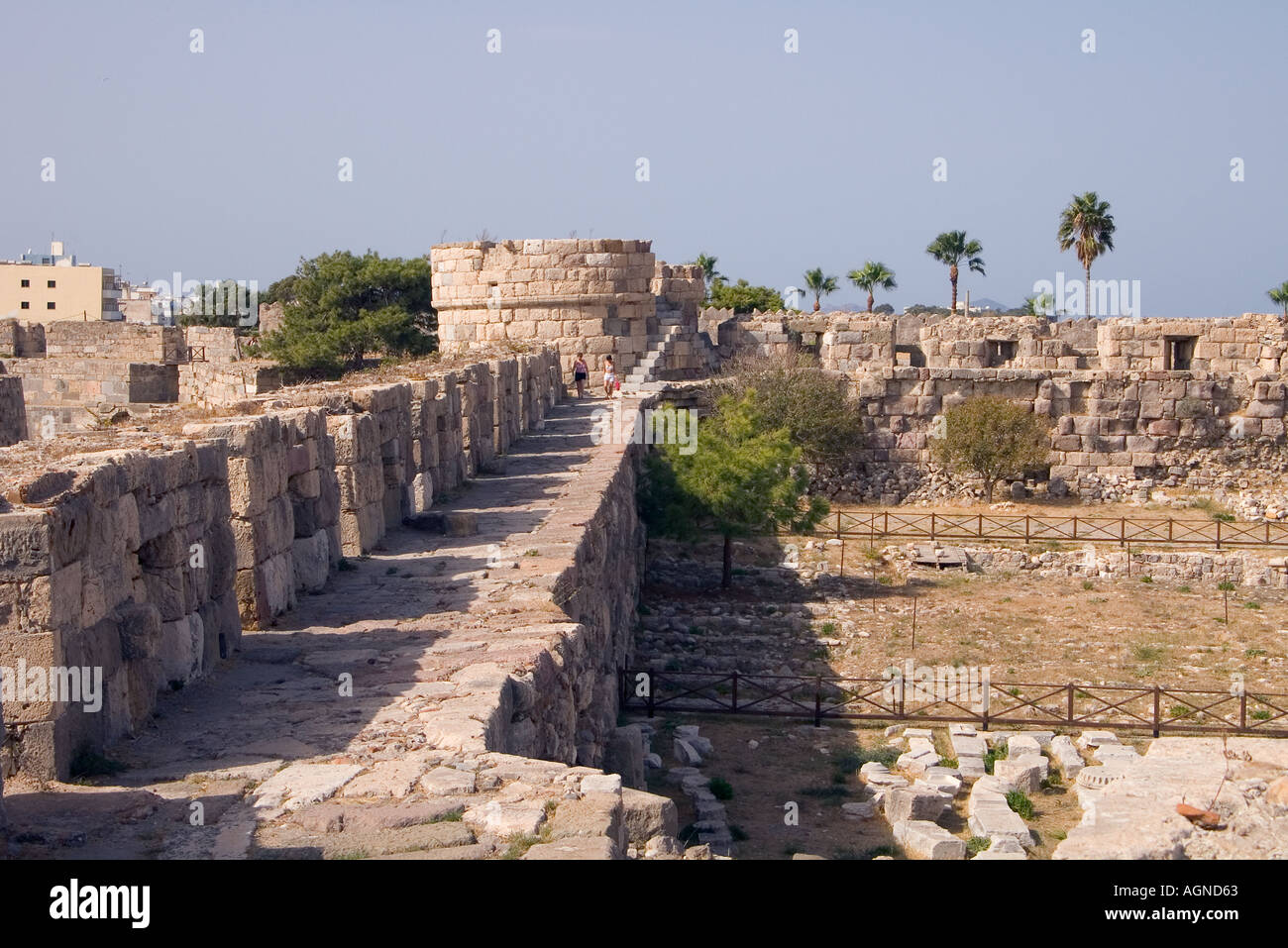 dh Castle of Neratzia KOS TOWN GREECE KOS Tourists Medieval Castle of ...