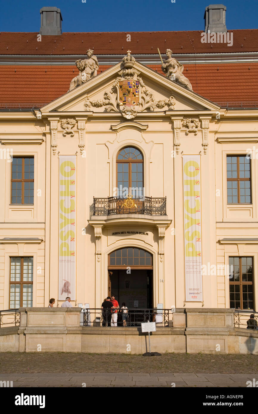 Entrance jewish museum berlin hi-res stock photography and images - Alamy