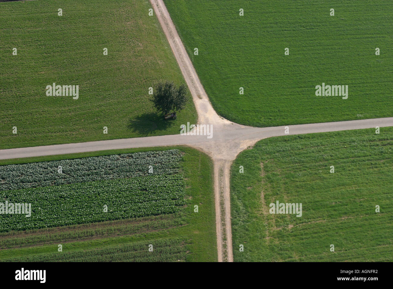 Road Junction Crossroads High Resolution Stock Photography and Images ...