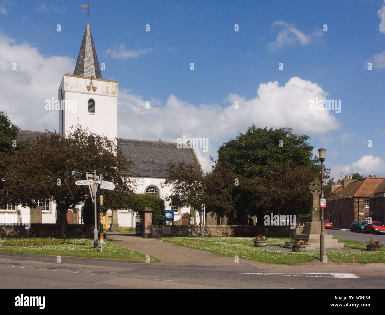 Gifford village hi-res stock photography and images - Alamy