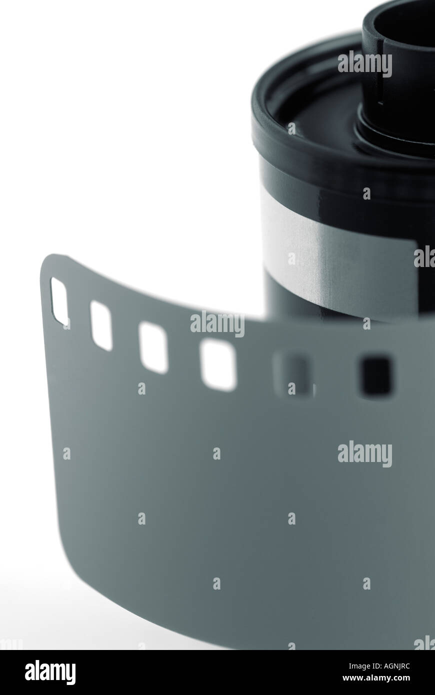 Film roll and camera hi-res stock photography and images - Alamy