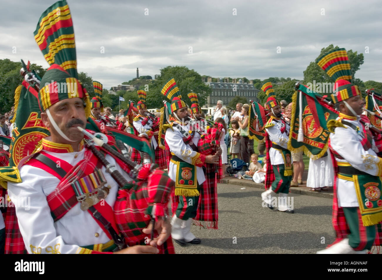 Patiala Pipe Band from Pakistan Pipefest 2005 Edinburgh Scotland UK ...