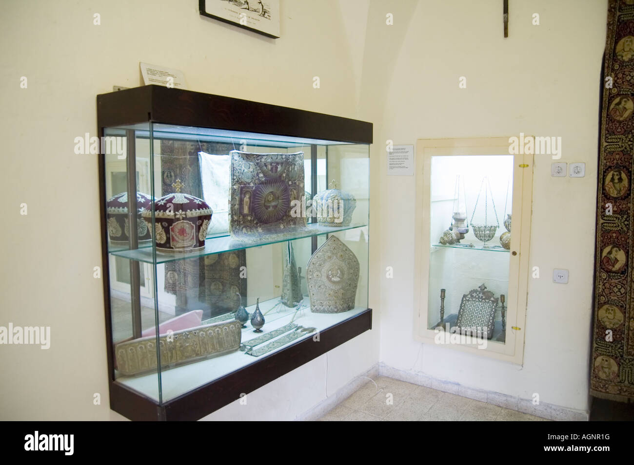 Interior israel museum in jerusalem hi-res stock photography and images ...