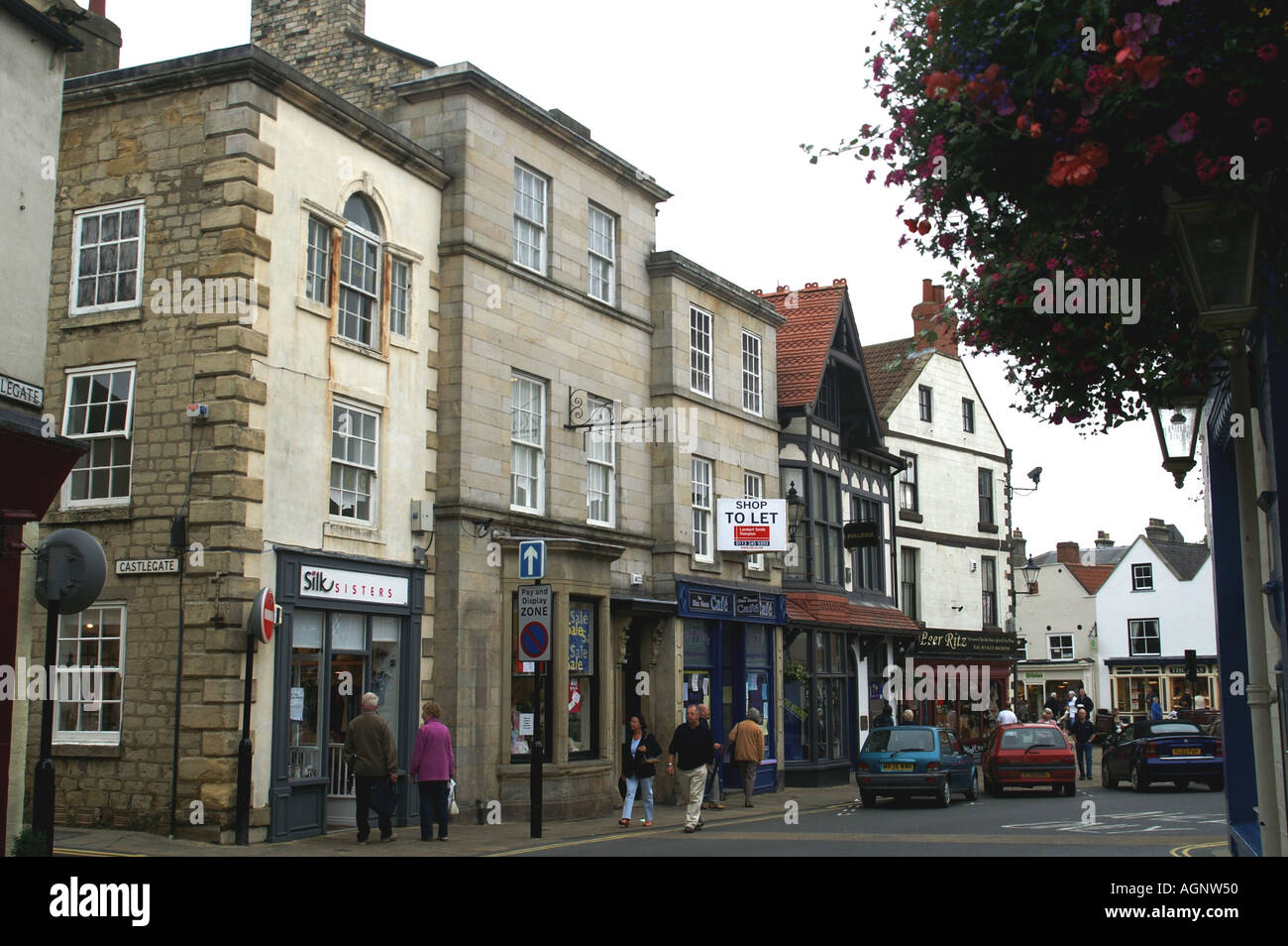 Knaresborough market square hi-res stock photography and images - Alamy