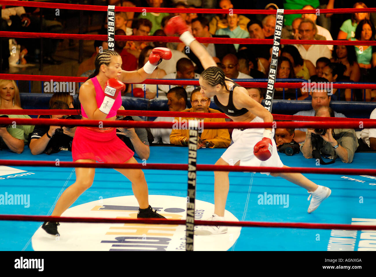 New York August 5 2006 HBO World Championship Boxing at the Theater at ...