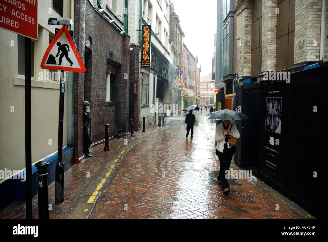 Liverpool in rain near Cavern club Stock Photo - Alamy