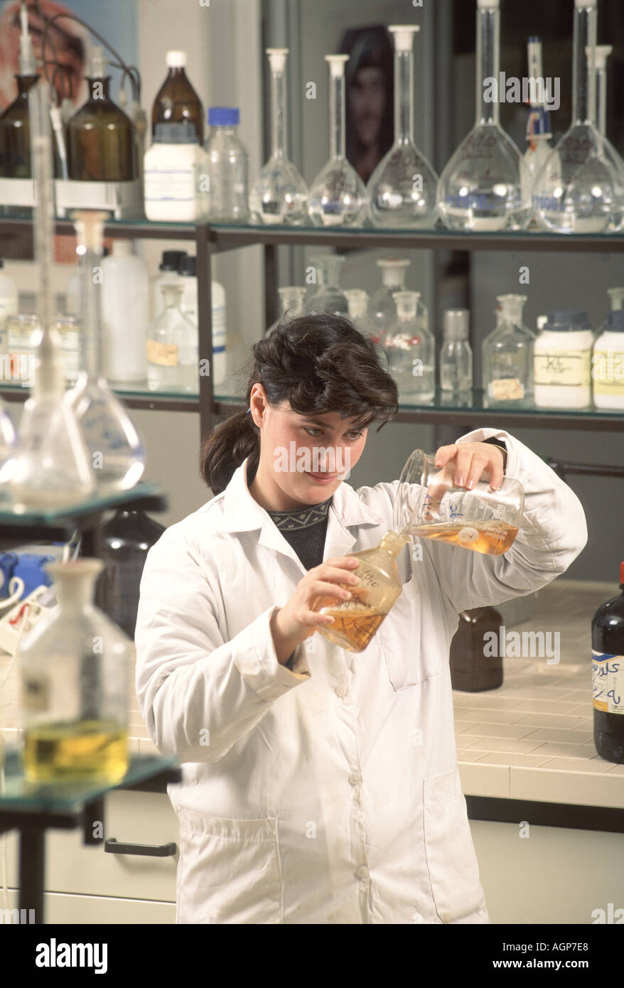 Decant beaker hi-res stock photography and images - Alamy