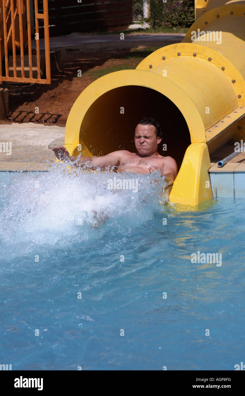 Water slide tunnel hi-res stock photography and images - Alamy