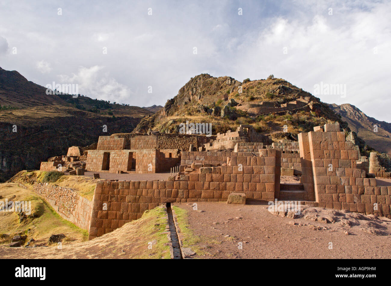 Peru, Pisac, Inca ruins Stock Photo - Alamy