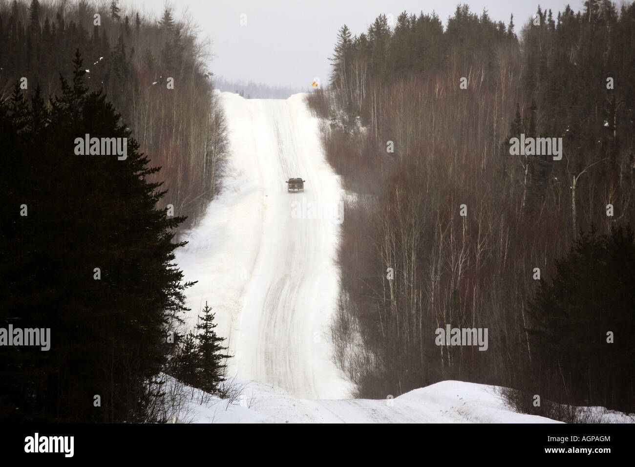 Logging truck winter hi-res stock photography and images - Alamy