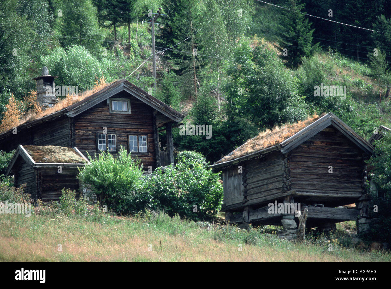 Old farm house / Old estate Stock Photo - Alamy