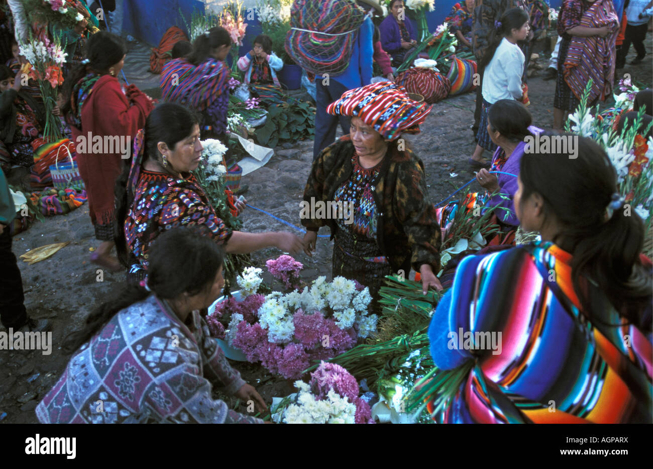 Guatemala Chichicastenango People at market Stock Photo - Alamy
