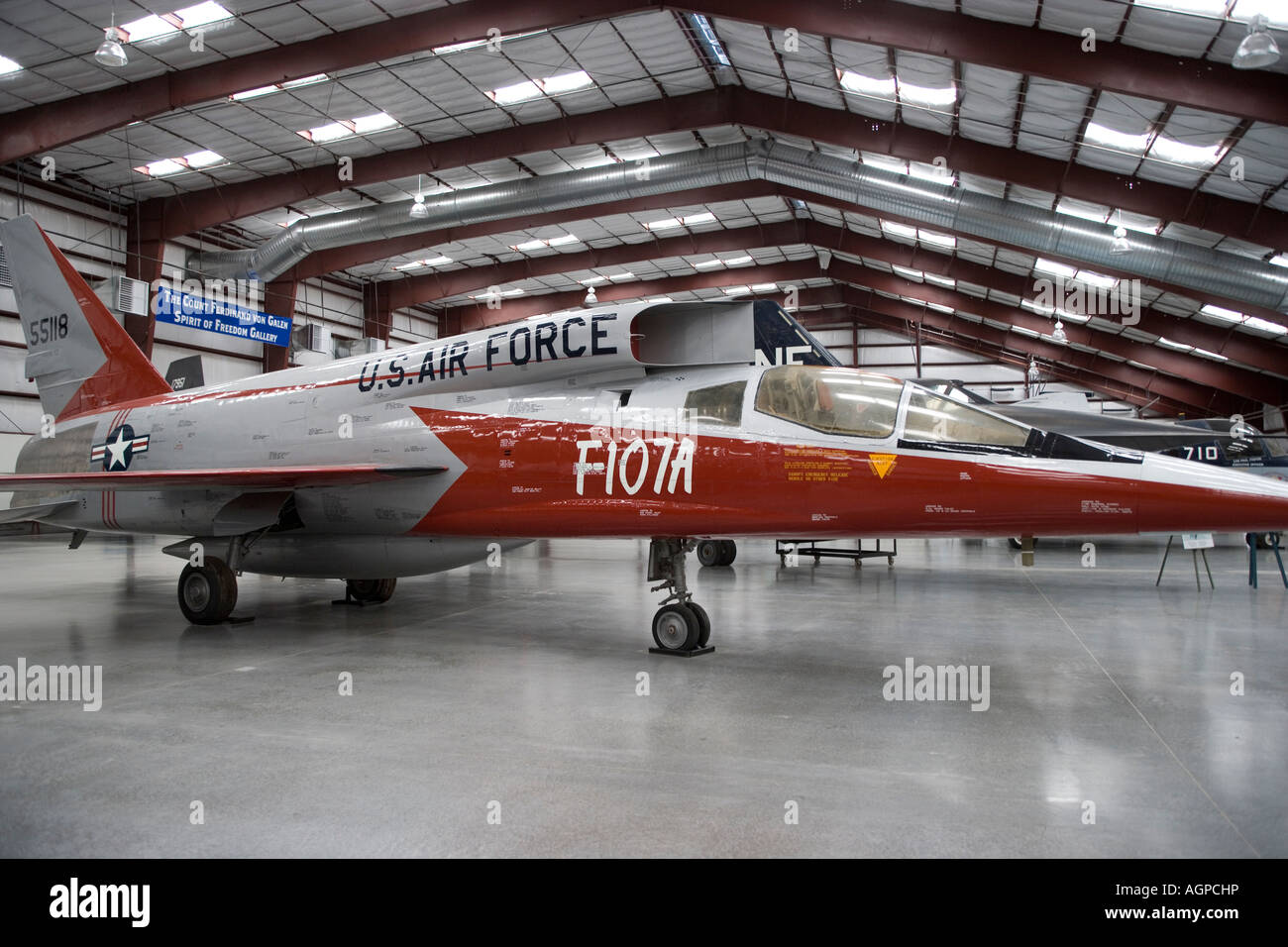 Aircraft pima air museum hi-res stock photography and images - Alamy