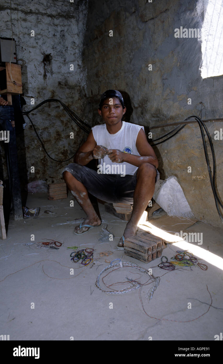 Electric detonator explosives hi-res stock photography and images - Alamy