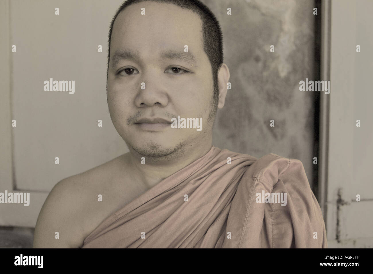 Asian man in traditional clothing buddhist monk Stock Photo - Alamy