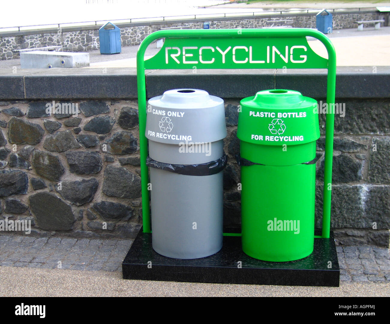 Colour coded recycling bins hi-res stock photography and images - Alamy