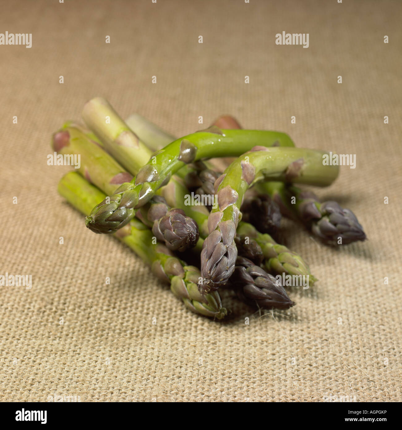 Asparagus edible hi-res stock photography and images - Alamy