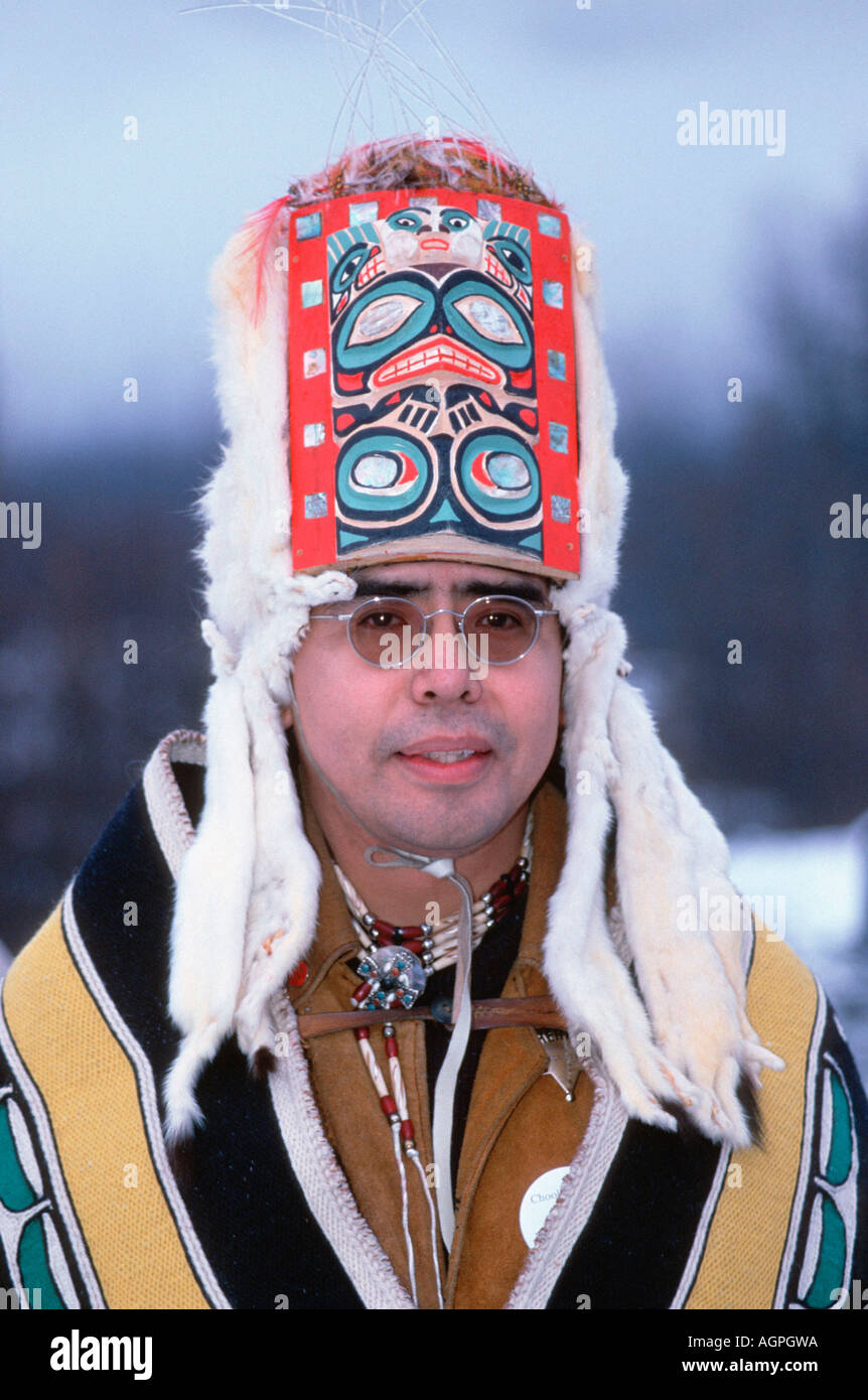 Tlingit indian man hi-res stock photography and images - Alamy