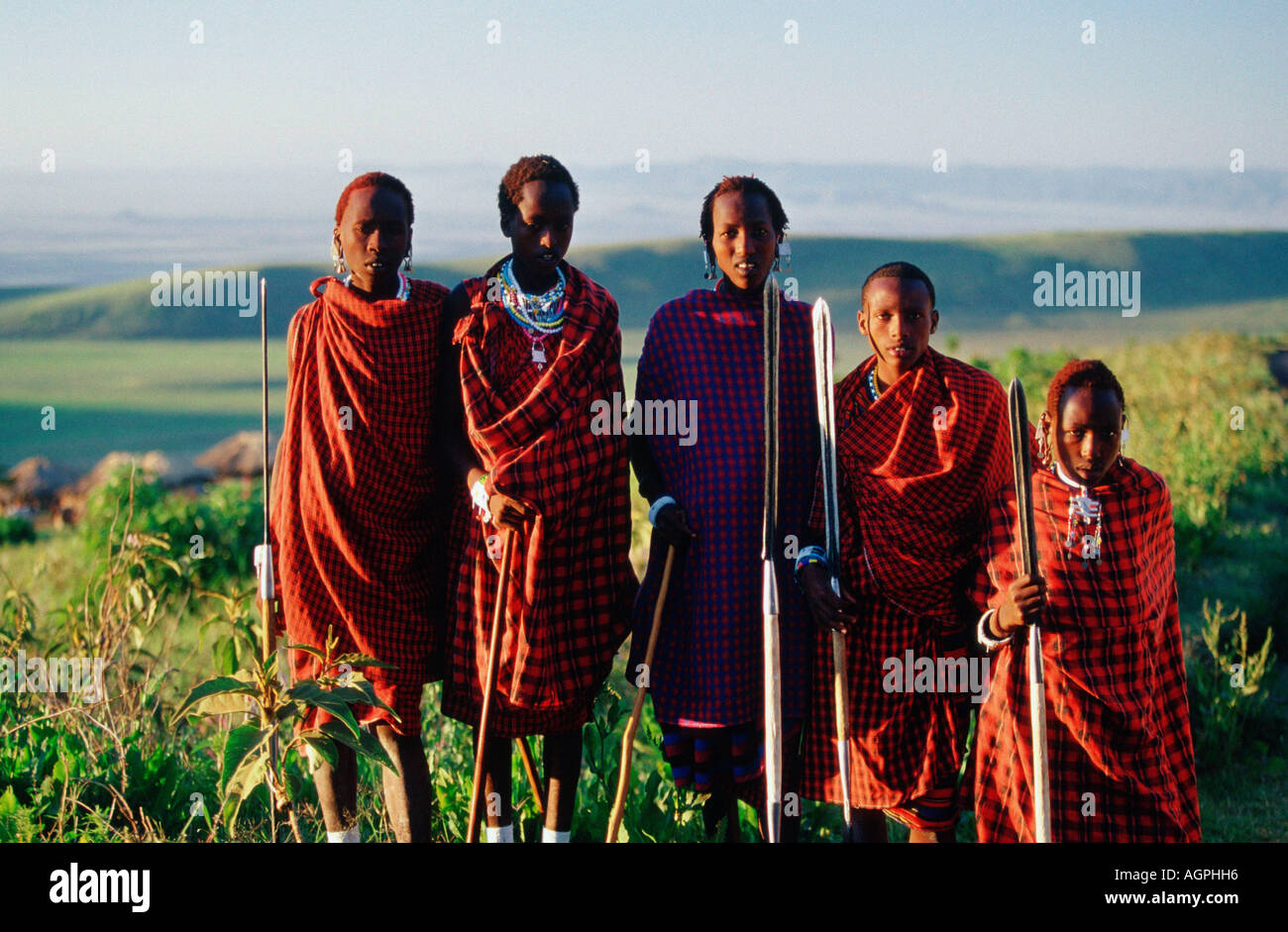 Masai tribesmen hi-res stock photography and images - Alamy