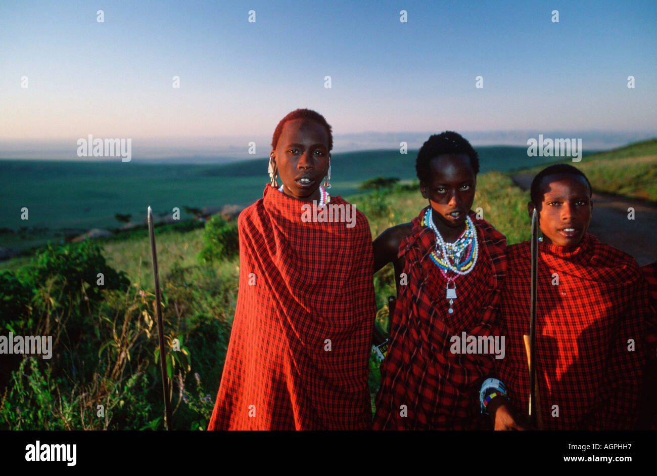 Masai tribesmen hi-res stock photography and images - Alamy