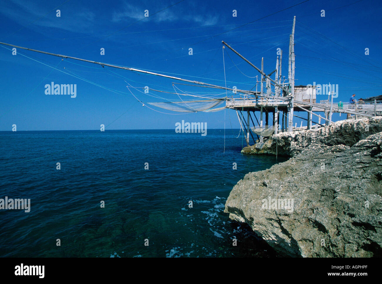 Fishing platform / Punta San Nicola Stock Photo - Alamy