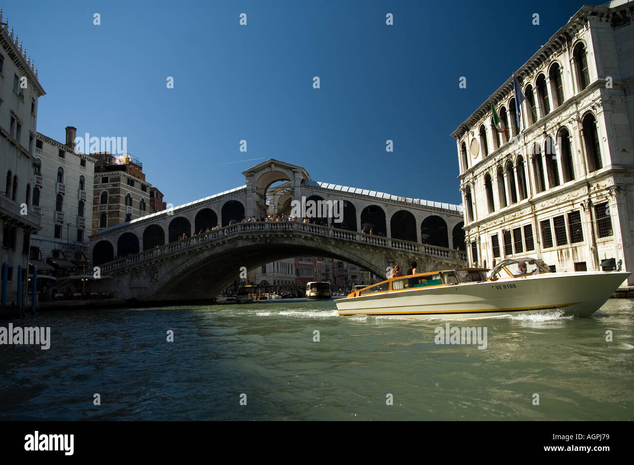 From rialto bridge in hi-res stock photography and images - Alamy