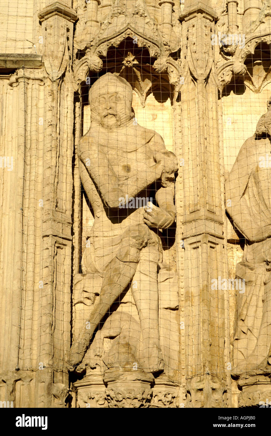 Statue of knight on West façade of Exeter Cathedral Stock Photo - Alamy
