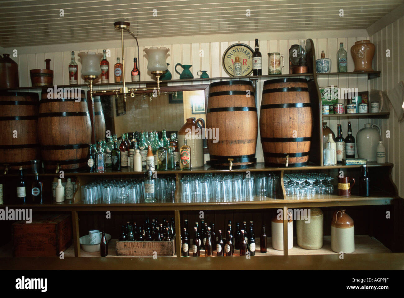 Pub / Kneipe / Lokal / Bar Stock Photo - Alamy