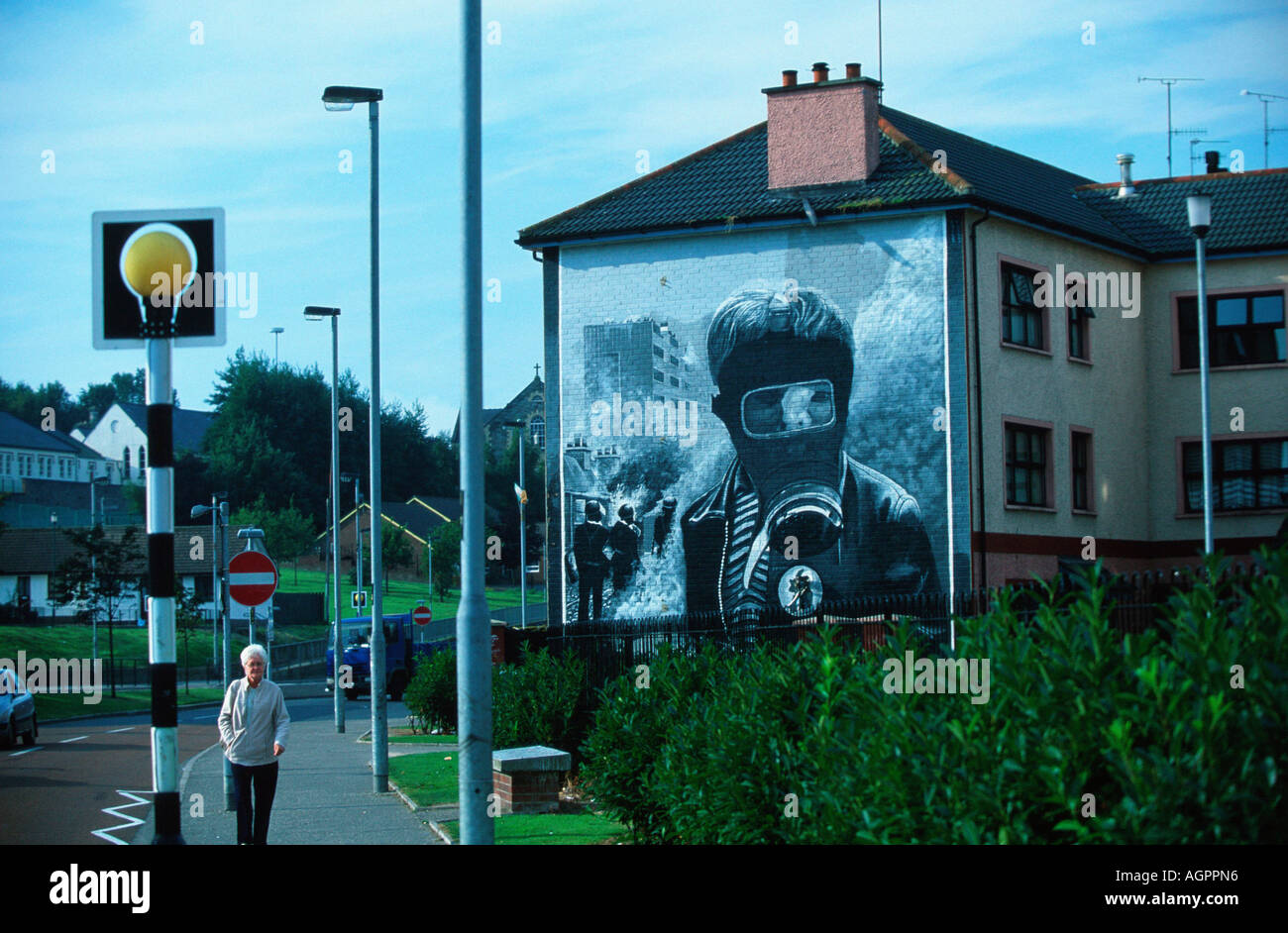 Painted house wall / Derry / Bemalte Hauswand Stock Photo - Alamy