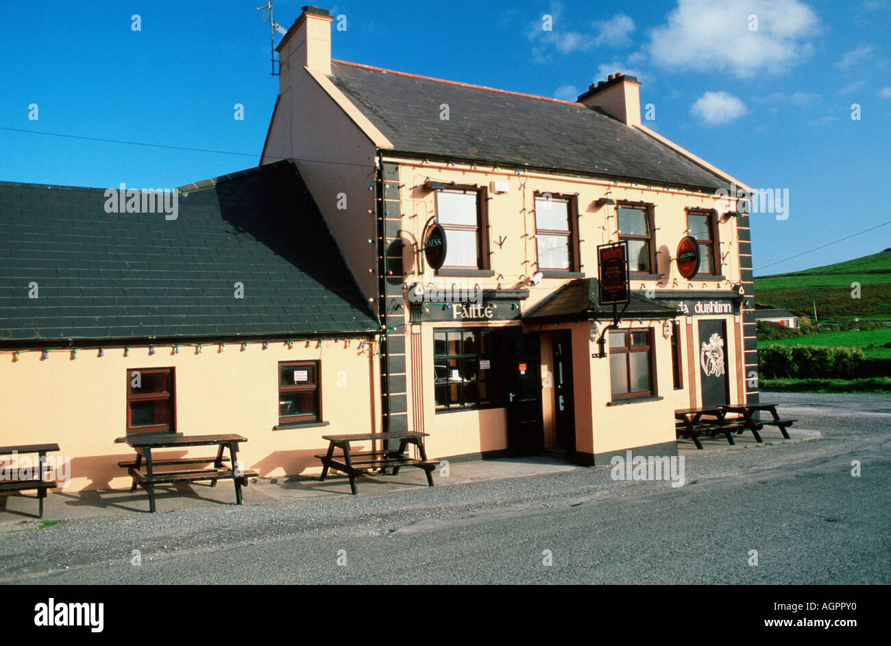 Pub / Bar / Doolin / Lokal / Kneipe Stock Photo - Alamy