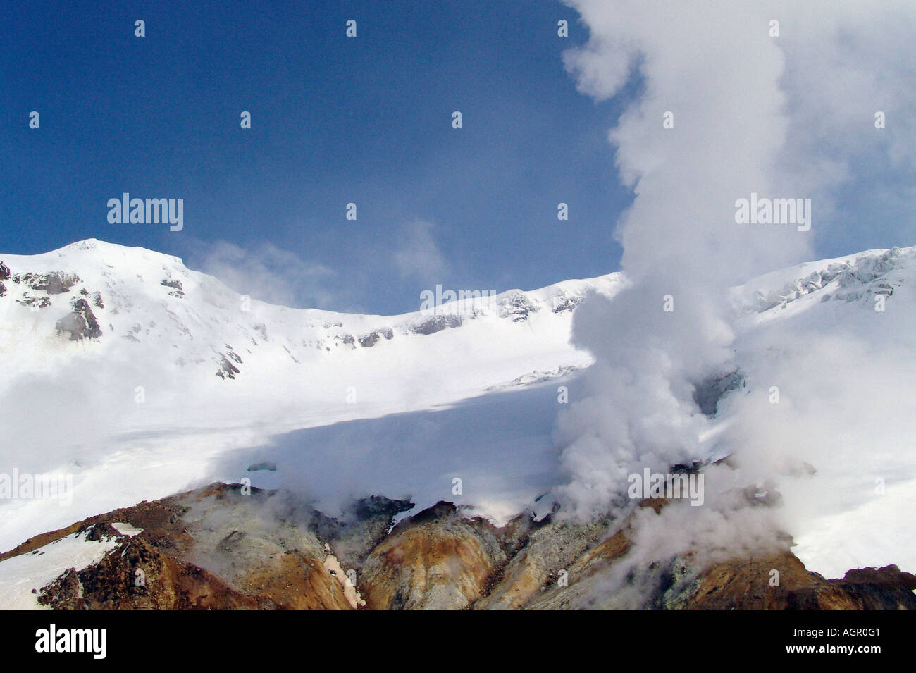 Mutnovsky hi-res stock photography and images - Alamy