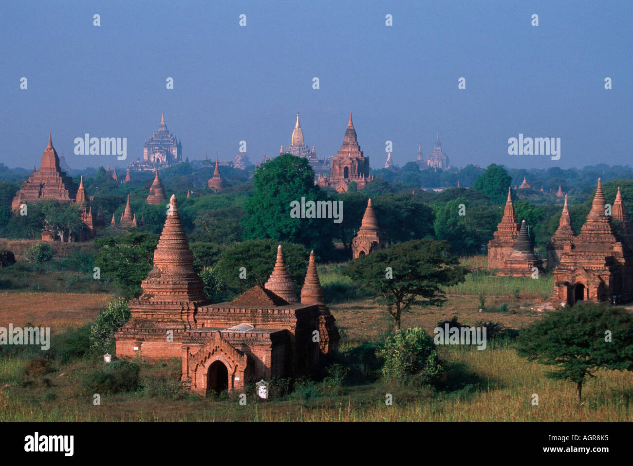 Bagan cultural site hi-res stock photography and images - Alamy